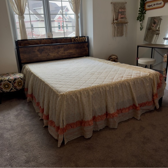 Sears | Bedding | Sears Roebuck Vintage Ruffled Quilted Floral Full ...